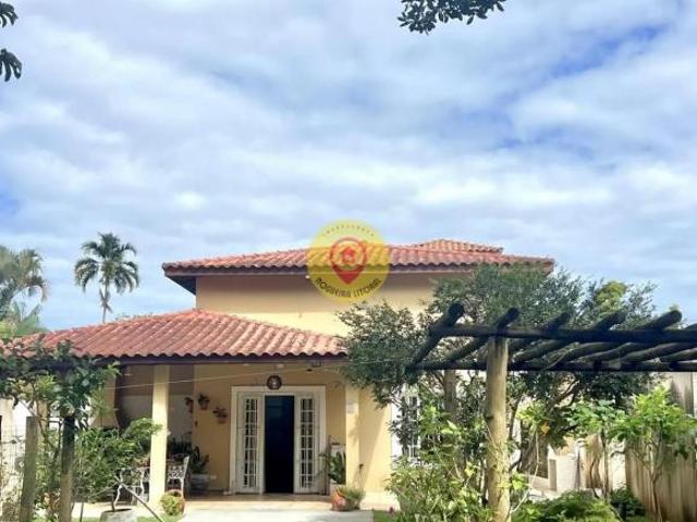Casa à Venda com Amplo Quintal e Muito Verde – Conforto e Tranquilidade no Litor