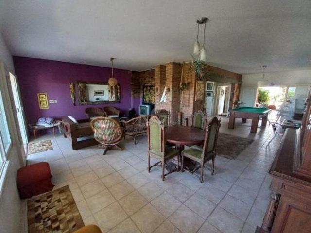 Casa à Venda com area de 16 lotes na interpraias