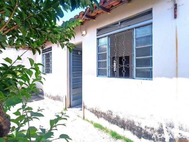 Casa à venda com dois quartos, uma vagas no Bairro Laranjeiras em Betim