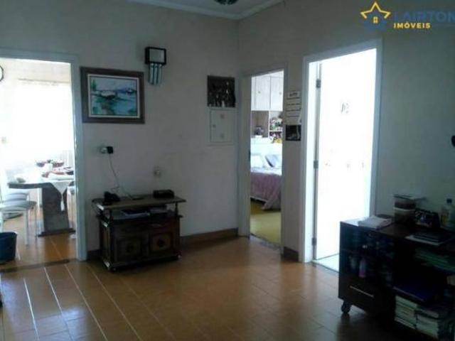 Casa à venda com excelente localização no bairro Alvinópolis, Atibaia/SP