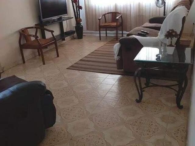 Casa à venda com edícula em Sumaré, Sp