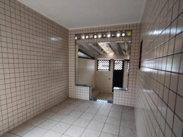Casa À VENDA com edícula independente. Paralela à Av Antônio Emerick SV