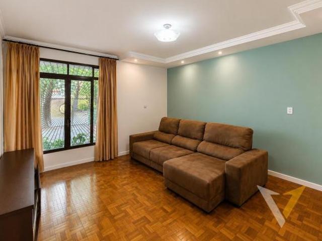 Casa à venda com edícula – Jardim Pacaembu, Jundiaí/SP