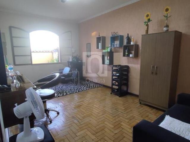 Casa à venda com edícula no bairro Parque Bela Vista em Votorantim