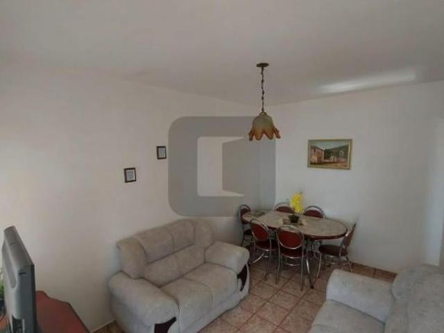 Casa a venda com edícula no Jardim Amazonas, 2 quartos, 2 banheiros,3 vagas