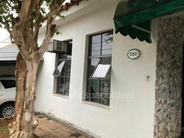 Casa à Venda com Edícula | Terreno de 260 m²