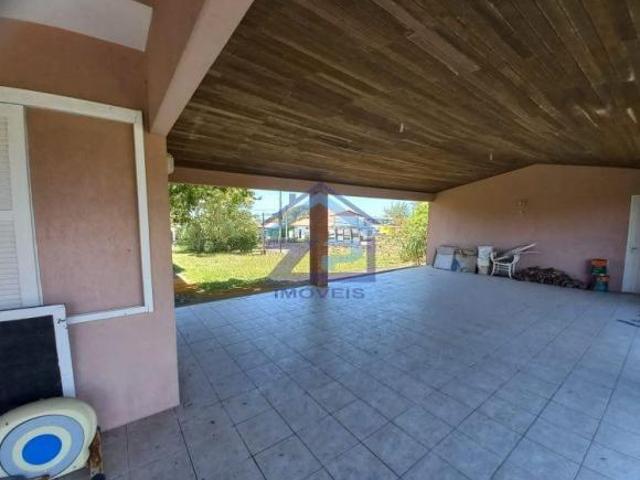 Casa à venda com piscina 04 dormitórios 330m² Baln.Atlântico