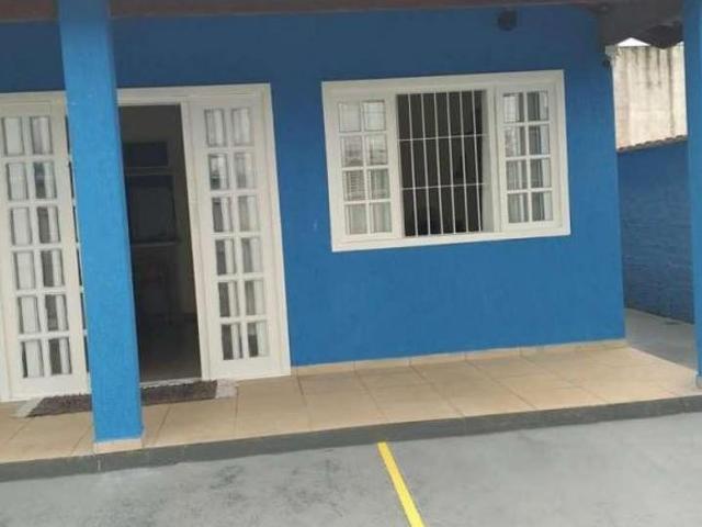 Casa à Venda com piscina 360m² Praia das Palmeiras Caraguatatuba/SP