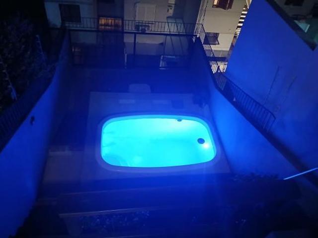 Casa a venda com piscina de 3 dormitórios em porto alegre