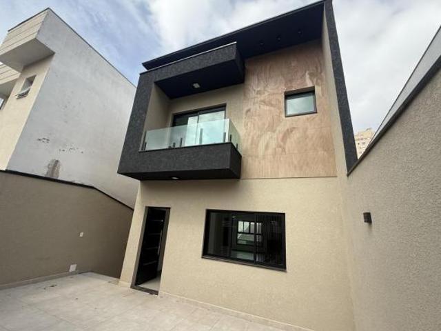 Casa à Venda com Piscina e Salão de Lazer no Portal dos Ipês Cajamar/SP