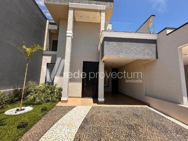 Casa a venda com piscina no Condomínio Terras da Estancia na cidade de Paulínia