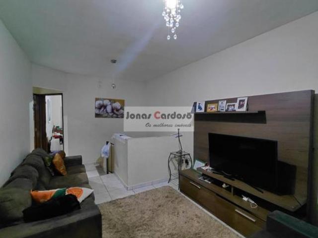 Casa a venda com piscina no Mogi Moderno com, 3 quartos, 2 vagas, amplo quintal. Por R$: 600 mil