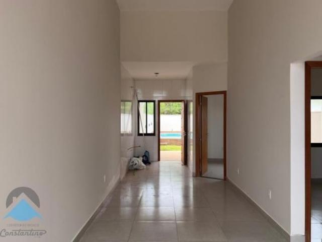casa à venda com pisicina á 600m do mar em Guaratuba PR, no bairro Coroados: 3 quartos, 1 suíte, 2 b