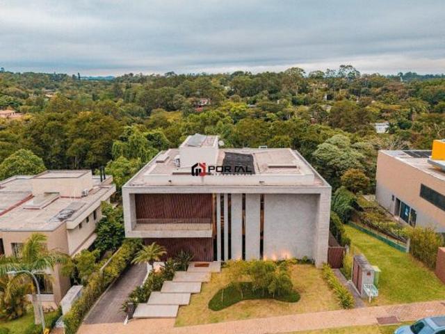 Casa à venda com porteira fechada no condomínio Alphaville Granja Viana.!