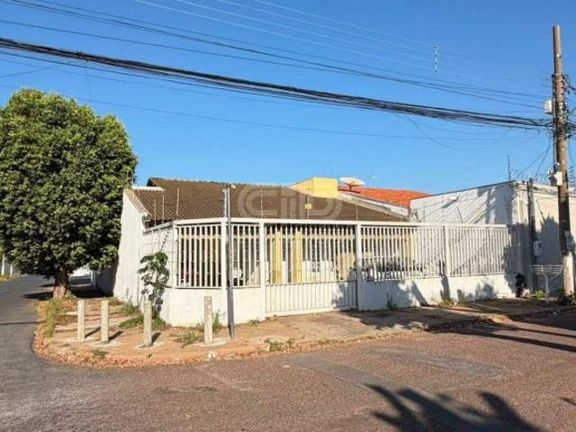 Casa à venda com quatro quartos no Boa Esperança