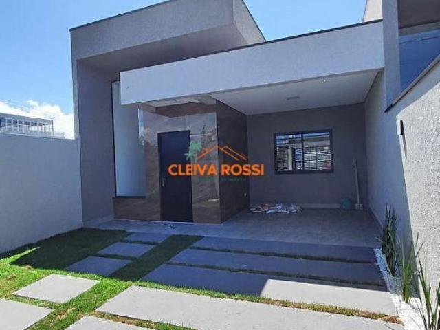 Casa á Venda com Suíte e Piscina Pontal do Paraná
