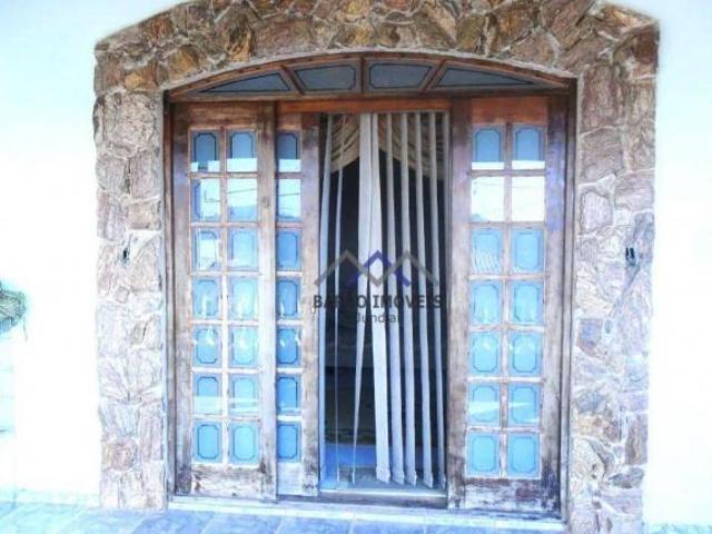 CASA À VENDA, COM TRÊS DORMITÓRIOS, NO JD TULIPAS