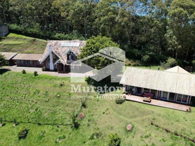 Casa à venda com vista exuberante