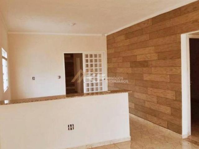 Casa à venda com 04 dormitórios no bairro Nossa Senhora Aparecida em Jardinópolis SP