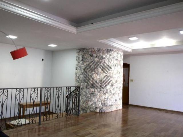 Casa à venda com 04 dormitórios no Jardim Europa em Sorocaba/SP