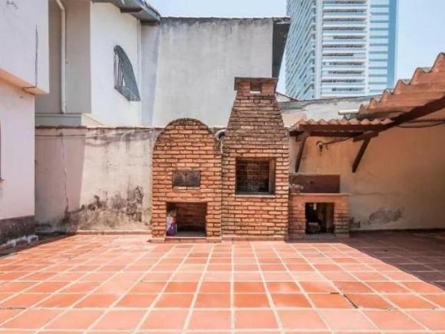 Casa a venda com 04 dormitorios e 03 vagas