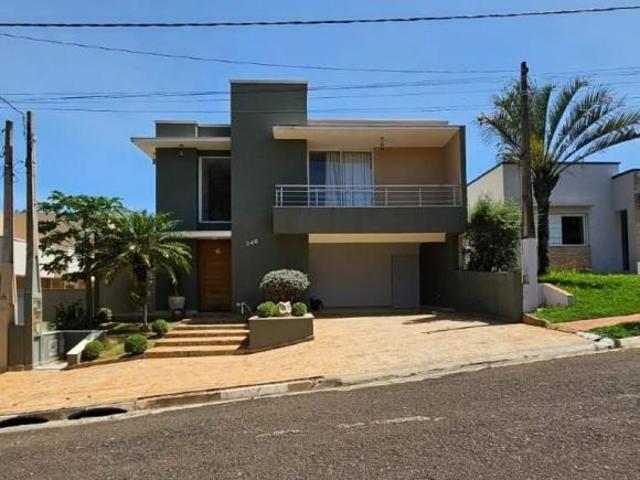 Casa à venda com 04 dormitórios sendo 01 suíte localizado no Condomínio Portal do Pássaros