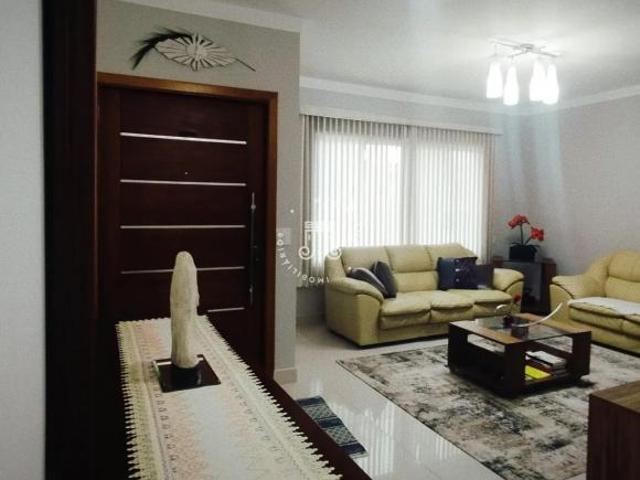 CASA À VENDA COM 04 DORMITÓRIOS, SENDO 03 SUÍTES E COM 305M² A/C CONDOMÍNIO PORTAL DA PRIMAVERA