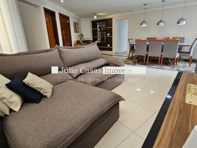 Casa à venda com 04 quartos 3 suítes 224,87m² no Condomínio Ibiti Royal Sorocaba/SP
