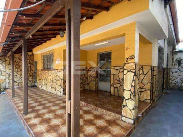 Casa à Venda com 04 Quartos no Bairro Porto Velho em Divinópolis MG