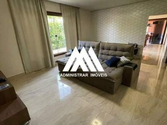 Casa á venda com 04 quartos sendo 01 suíte, lote de 1.000m² em Igarapé MG!