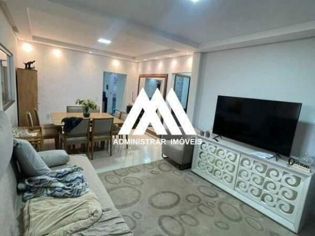 Casa á venda com 04 quartos, sendo 02 suítes, próximo ao centro de Igarapé MG!
