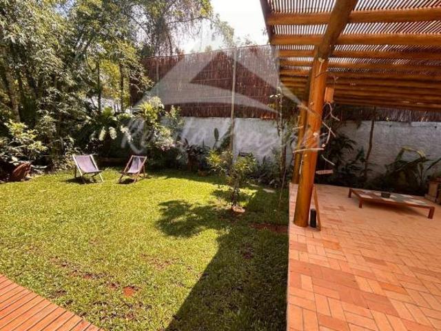 Casa a venda com 04 suites, Praia de Itamambuca, Ubatuba