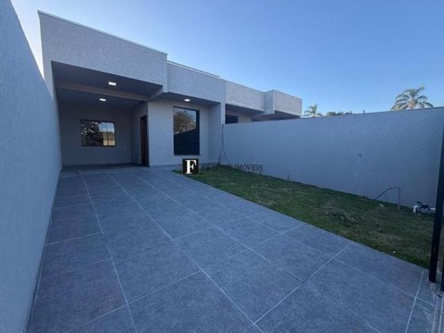Casa a venda com 02 Dormitórios em Shangri lá