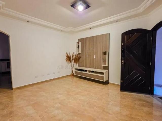 Casa à venda com 02 dormitórios, 158m² no bairro Jardim Utinga Santo André/SP