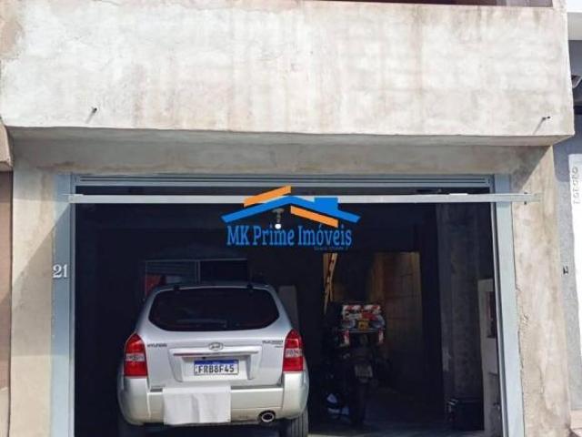 Casa a Venda com 02 quartos e 02 vagas de garagem