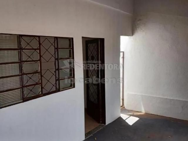 Casa a venda com 02 quartos e edícula no Residencial Jardim Antunes