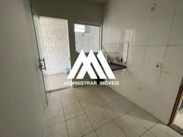 Casa á venda com 02 quartos em São Joaquim de Bicas MG!
