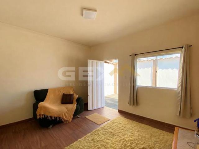 Casa à Venda com 02 Quartos no Bairro Jardinópolis em Divinópolis MG