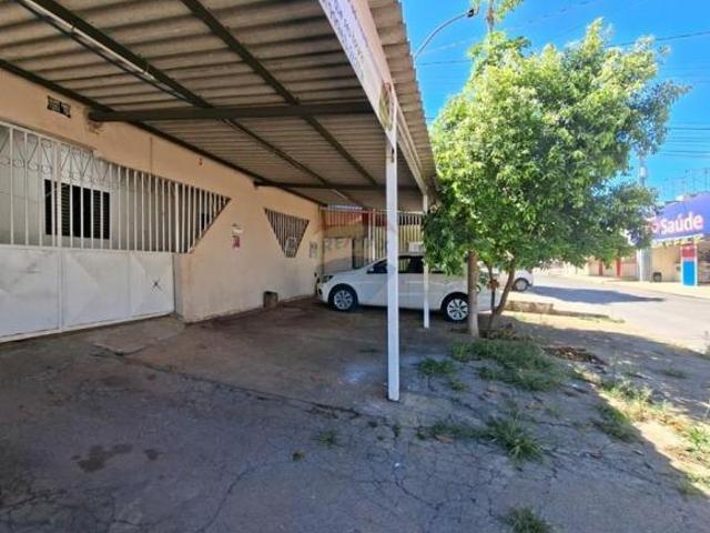 CASA A VENDA COM 02 QUARTOS NA AVENIDA COMERCIAL E RESIDENCIAL DA QUADRA 205 RECANTO DAS EMAS SO