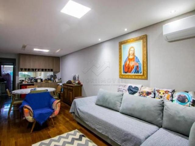 Casa á venda com 03 dormitórios na Vila Sacarpelli, Santo André/SP