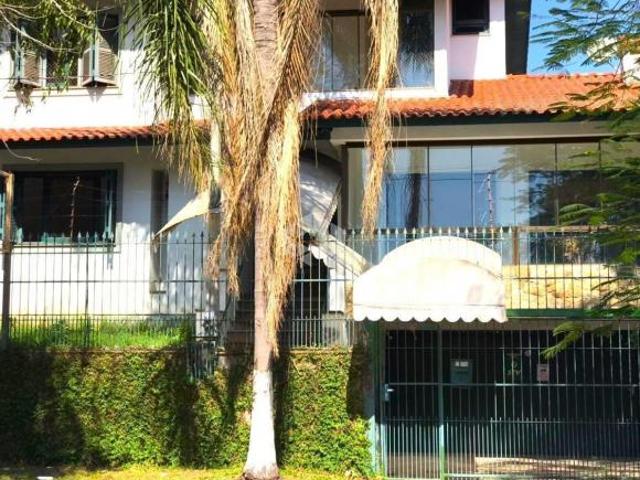 Casa a venda com 03 dormitórios Bairro Jardim Lindóia