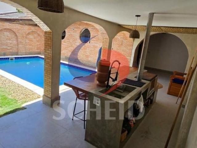Casa à venda com 03 dormitórios e 02 vagas no Jardim Prudência