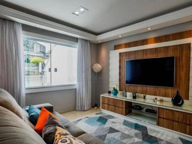 Casa á venda com 03 dormitórios e 03 vagas na Vila Scarpelli Santo André