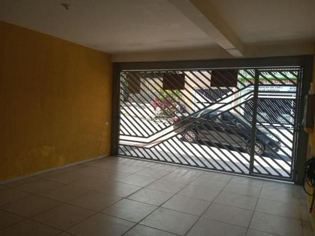 CASA À VENDA COM 03 DORMITÓRIOS E 194M² COM QUINTAL NO NAKAMURA PARK!