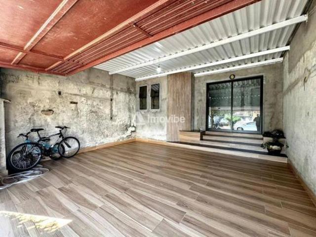 Casa a venda com 03 dormitórios e suite, localizada no bairro Nova Carioba em Americana SP