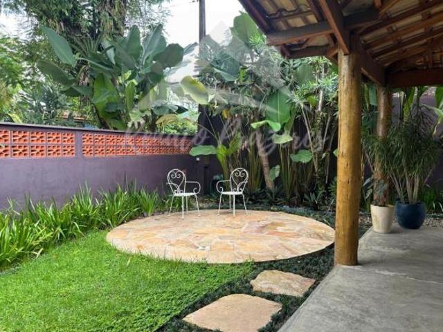 Casa a venda com 03 dorms,por R$1.830.000,00, Ressaca, Ubatuba