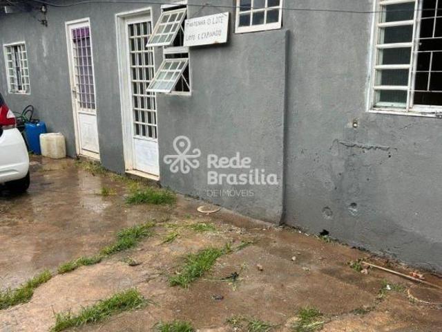 Casa a venda com 03 Kits para investimento em Santa Maria Brasilia DF Avalia Permuta