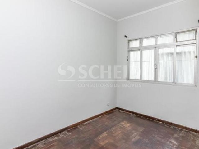 Casa à venda com 03 quartos e 03 vagas no Campo Limpo