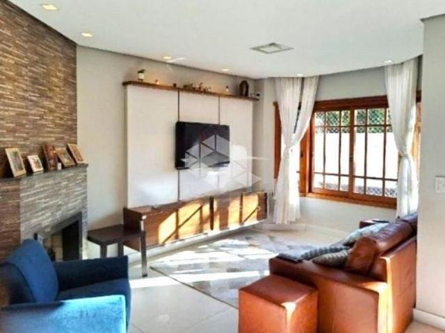 Casa a venda com 03 quartos e, 02 vagas Condominio Monte Hermon Bairro Ipanema Porto Alegre