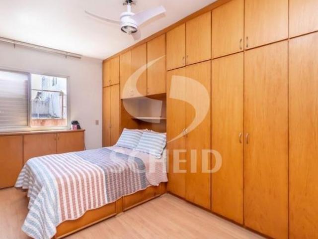 Casa à venda com 03 quartos e 04 vagas na Cidade Ademar